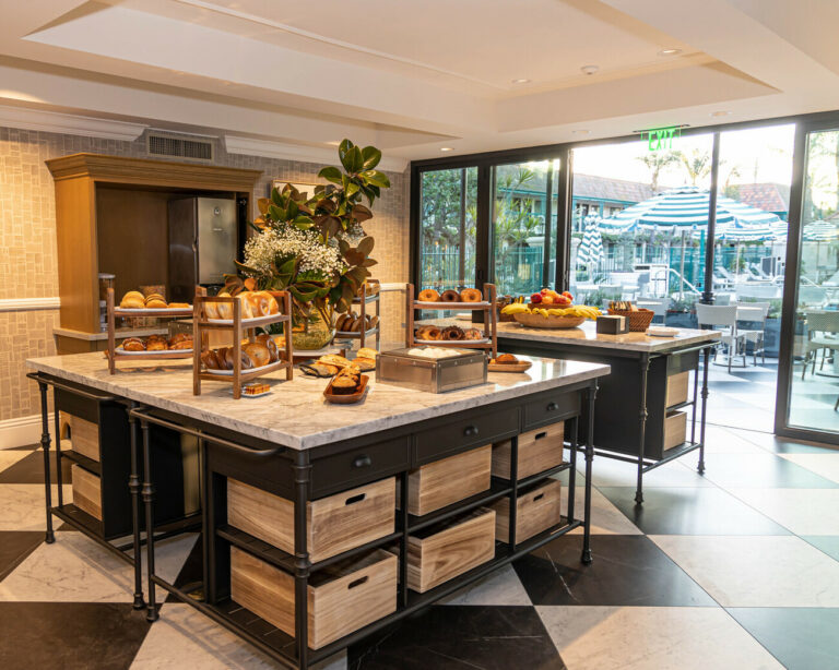 Gallery – Candy Caneinn